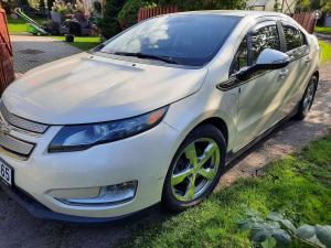 White Chevrolet Volt 2014 in Vilnius, with an engine capacity of 1.40 L and mileage of 75 thousand km for 7900 €, photo 6 on AUTOMOTO.COM.LV