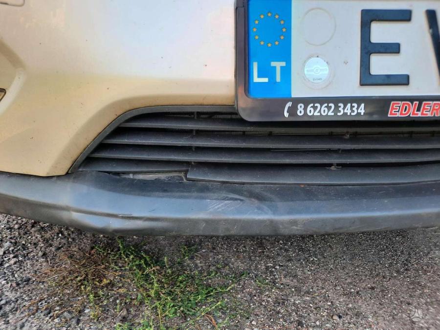 White Chevrolet Volt 2014 in Vilnius, with an engine capacity of 1.40 L and mileage of 75 thousand km for 7900 €, photo 12 on AUTOMOTO.COM.LV
