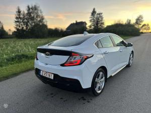 Balts Chevrolet Volt 2017 Viļņa, ar dzinēja tilpumu 1.50 L un nobraukumu 18 tūkst. km par 9150 €, foto 6 vietnē AUTOMOTO.COM.LV
