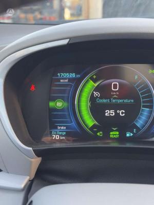 Balts Chevrolet Volt 2017 Viļņa, ar dzinēja tilpumu 1.50 L un nobraukumu 18 tūkst. km par 9150 €, foto 12 vietnē AUTOMOTO.COM.LV