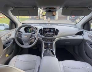 Balts Chevrolet Volt 2017 Viļņa, ar dzinēja tilpumu 1.50 L un nobraukumu 18 tūkst. km par 9150 €, foto 14 vietnē AUTOMOTO.COM.LV