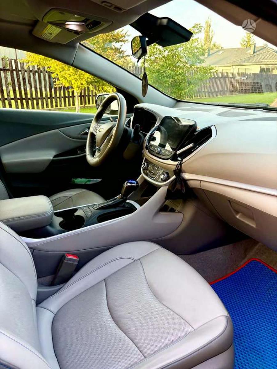 Balts Chevrolet Volt 2018 Viļņa, ar dzinēja tilpumu 1.49 L un nobraukumu 71 tūkst. km par 15800 €, foto 8 vietnē AUTOMOTO.COM.LV