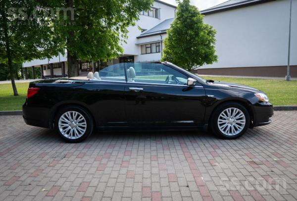 Melns Chrysler 200 2012 Dobele, ar dzinēja tilpumu 3.60 L un nobraukumu 104 tūkst. km par 4900 €, foto 5 vietnē AUTOMOTO.COM.LV