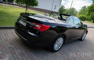 Black Chrysler 200 2012 in Dobele, with an engine capacity of 3.60 L and mileage of 104 thousand km for 4900 €, photo 7 on AUTOMOTO.COM.LV