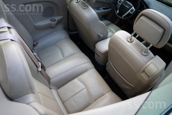 Melns Chrysler 200 2012 Dobele, ar dzinēja tilpumu 3.60 L un nobraukumu 104 tūkst. km par 4900 €, foto 7 vietnē AUTOMOTO.COM.LV