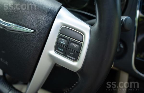 Melns Chrysler 200 2012 Dobele, ar dzinēja tilpumu 3.60 L un nobraukumu 104 tūkst. km par 4900 €, foto 10 vietnē AUTOMOTO.COM.LV