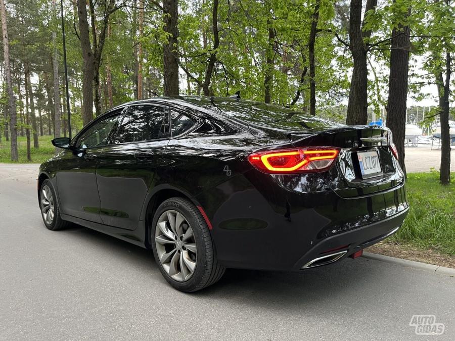 Melns Chrysler 200 2015 Kauņa, ar dzinēja tilpumu 3.60 L un nobraukumu 220 tūkst. km par 5300 €, foto 8 vietnē AUTOMOTO.COM.LV