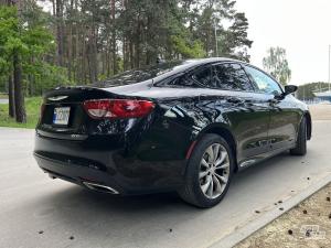 Melns Chrysler 200 2015 Kauņa, ar dzinēja tilpumu 3.60 L un nobraukumu 220 tūkst. km par 5300 €, foto 10 vietnē AUTOMOTO.COM.LV