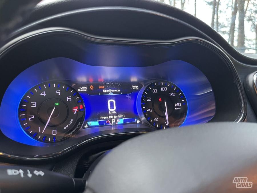 Melns Chrysler 200 2015 Kauņa, ar dzinēja tilpumu 3.60 L un nobraukumu 220 tūkst. km par 5300 €, foto 15 vietnē AUTOMOTO.COM.LV