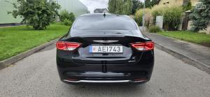 Black Chrysler 200 2017 in Klaipeda, with an engine capacity of 2.40 L and mileage of 77 thousand km for 8800 €, photo 7 on AUTOMOTO.COM.LV