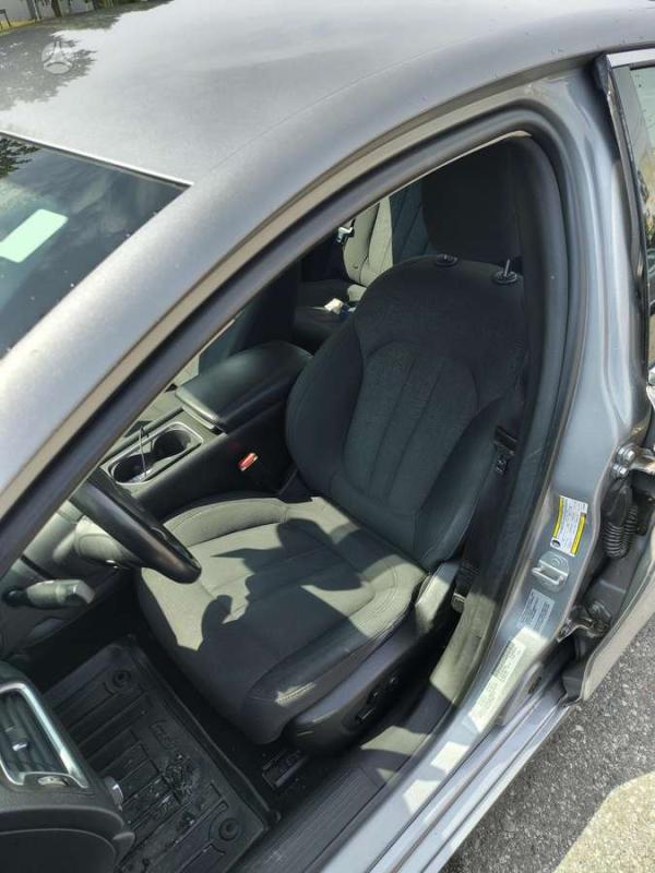Grey Chrysler 200 2016 in Kaunas, with an engine capacity of 2.36 L and mileage of 173 thousand km for 5700 €, photo 10 on AUTOMOTO.COM.LV