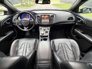 Grey Chrysler 200 2016 in Kaunas, with an engine capacity of 3.61 L and mileage of 300 thousand km for 8400 €, photo 22 on AUTOMOTO.COM.LV