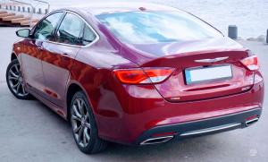 Sarkans Chrysler 200 2015 Kauņa, ar dzinēja tilpumu 3.60 L un nobraukumu 200 tūkst. km par 7999 €, foto 5 vietnē AUTOMOTO.COM.LV