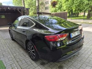 Chrysler 200 2015 in Vilnius, with an engine capacity of 2.40 L and mileage of 236 thousand km for 6700 €, photo 5 on AUTOMOTO.COM.LV