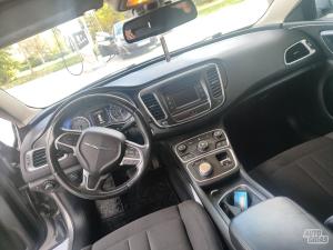 Chrysler 200 2015 Viļņa, ar dzinēja tilpumu 2.40 L un nobraukumu 300 tūkst. km par 5400 €, foto 3 vietnē AUTOMOTO.COM.LV