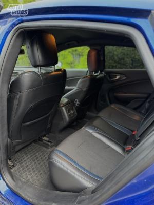 Chrysler 200 2016 in Vilnius, with an engine capacity of 2.40 L and mileage of 215 thousand km for 8800 €, photo 7 on AUTOMOTO.COM.LV