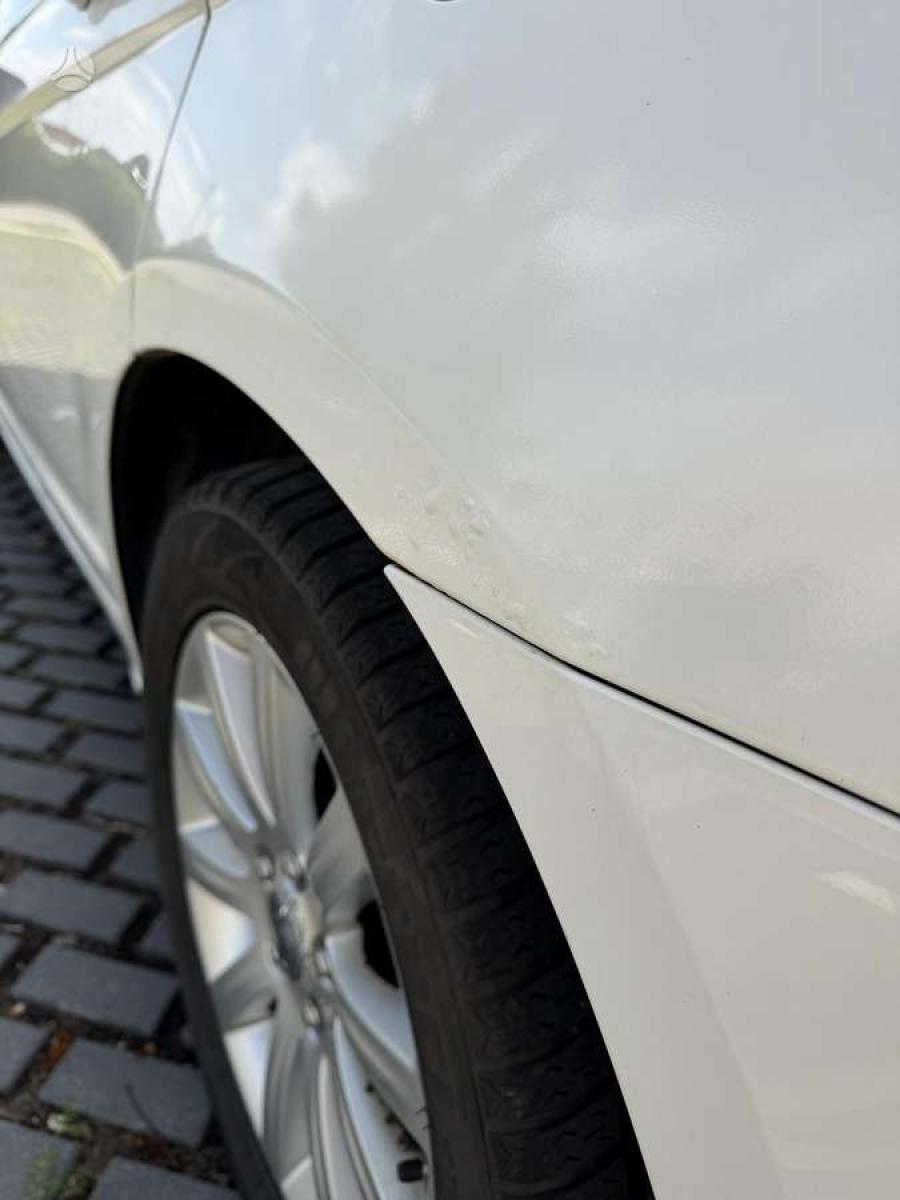 Balts Chrysler 200 2013 Panevēža, ar dzinēja tilpumu 2.36 L un nobraukumu 230 tūkst. km par 3800 €, foto 13 vietnē AUTOMOTO.COM.LV
