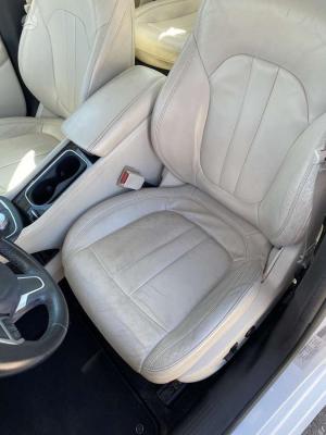 White Chrysler 200 2015 in Klaipeda, with an engine capacity of 3.60 L and mileage of 86 thousand km for 10000 €, photo 12 on AUTOMOTO.COM.LV