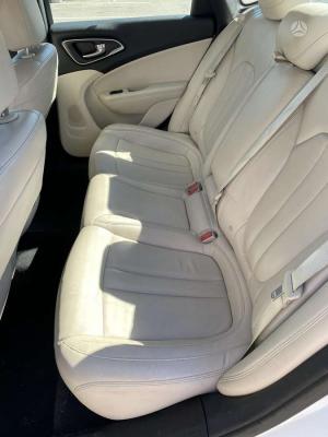 White Chrysler 200 2015 in Klaipeda, with an engine capacity of 3.60 L and mileage of 86 thousand km for 10000 €, photo 13 on AUTOMOTO.COM.LV