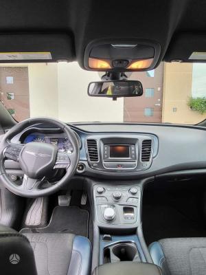 Balts Chrysler 200 2016 Kauņa, ar dzinēja tilpumu 2.40 L un nobraukumu 130 tūkst. km par 8000 €, foto 8 vietnē AUTOMOTO.COM.LV