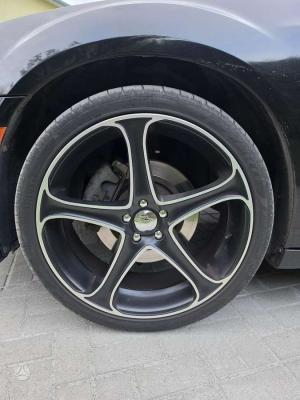 Black Chrysler 300 2015 in Kaunas, with an engine capacity of 3.60 L and mileage of 126 thousand km for 11000 €, photo 7 on AUTOMOTO.COM.LV