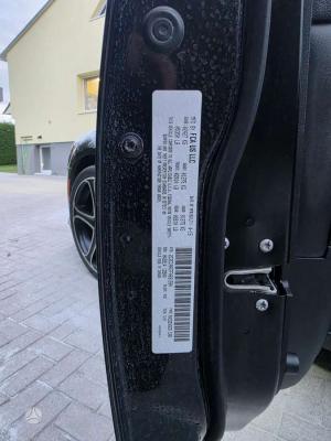 Black Chrysler 300 2015 in Kaunas, with an engine capacity of 3.60 L and mileage of 126 thousand km for 11000 €, photo 11 on AUTOMOTO.COM.LV