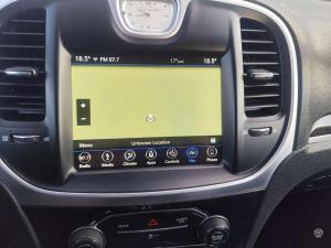 Pelēks Chrysler 300 2019 Šauļi, ar dzinēja tilpumu 3.60 L un nobraukumu 170 tūkst. km par 12500 €, foto 16 vietnē AUTOMOTO.COM.LV