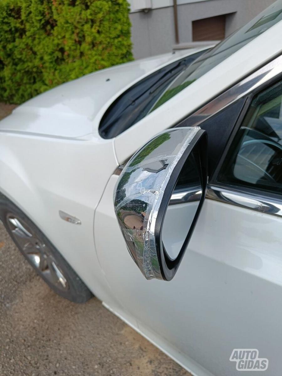 White Chrysler 300 2012 in Siauliai, with an engine capacity of 3.60 L and mileage of 190 thousand km for 5500 €, photo 13 on AUTOMOTO.COM.LV