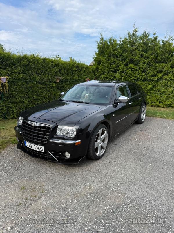 Black Chrysler 300C 2006 in Tallinn, with an engine capacity of 3.00 L and mileage of 354 thousand km for 6000 €, photo 6 on AUTOMOTO.COM.LV