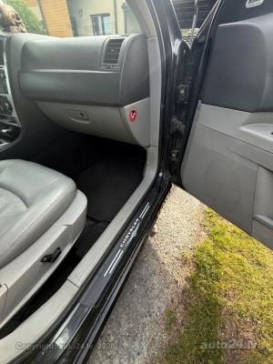 Melns Chrysler 300C 2006 Tallina, ar dzinēja tilpumu 3.00 L un nobraukumu 354 tūkst. km par 6000 €, foto 12 vietnē AUTOMOTO.COM.LV