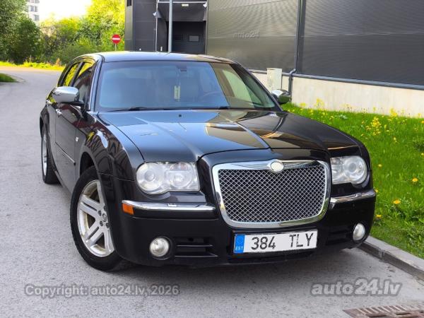Black Chrysler 300C 2007 in Tallinn, with an engine capacity of 3.00 L and mileage of 290 thousand km for 2999 €, photo 4 on AUTOMOTO.COM.LV