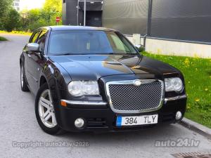 Melns Chrysler 300C 2007 Tallina, ar dzinēja tilpumu 3.00 L un nobraukumu 290 tūkst. km par 2999 €, foto 5 vietnē AUTOMOTO.COM.LV