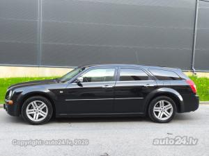 Melns Chrysler 300C 2007 Tallina, ar dzinēja tilpumu 3.00 L un nobraukumu 290 tūkst. km par 2999 €, foto 8 vietnē AUTOMOTO.COM.LV