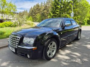 Black Chrysler 300C 2007 in Tallinn, with an engine capacity of 3.00 L and mileage of 236 thousand km for 2999 €, photo 3 on AUTOMOTO.COM.LV