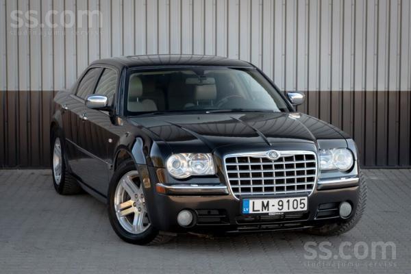 Черный Крайслер 300C 2007 в Талси, объемом двигателя 3.00 л и пробегом 303 тыс. км за 3490 €, фото 1 на AUTOMOTO.COM.LV