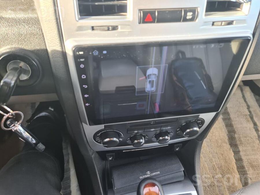 Melns Chrysler 300C 2007 Jelgava, ar dzinēja tilpumu 3.00 L un nobraukumu 301 tūkst. km par 3999 €, foto 16 vietnē AUTOMOTO.COM.LV