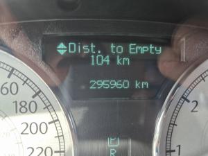 Black Chrysler 300C 2007 in Riga, with an engine capacity of 3.00 L and mileage of 296 thousand km for 4200 €, photo 20 on AUTOMOTO.COM.LV
