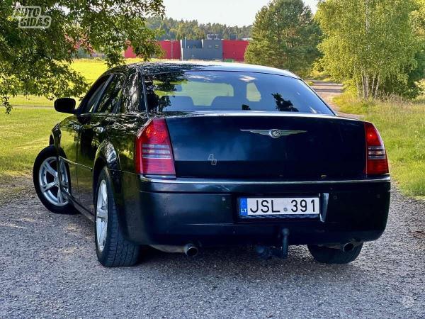 Черный Крайслер 300C 2008 в Вильнюс, объемом двигателя 3.00 л и пробегом 268 тыс. км за 2850 €, фото 4 на AUTOMOTO.COM.LV