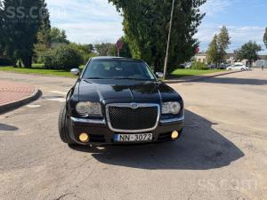 Черный Крайслер 300C 2008 в Елгава, объемом двигателя 3.00 л и пробегом 313 тыс. км за 5125 €, фото 10 на AUTOMOTO.COM.LV