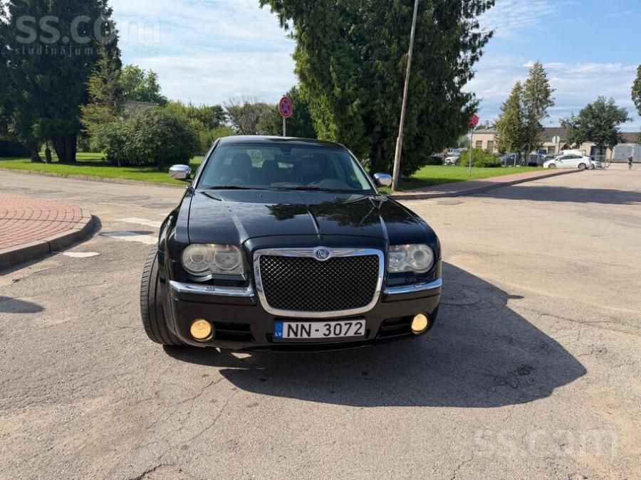 Черный Крайслер 300C 2008 в Елгава, объемом двигателя 3.00 л и пробегом 313 тыс. км за 5125 €, фото 10 на AUTOMOTO.COM.LV