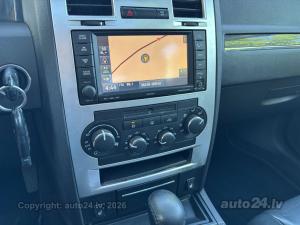 Melns Chrysler 300C 2009 Paide, ar dzinēja tilpumu 3.00 L un nobraukumu 259 tūkst. km par 2890 €, foto 17 vietnē AUTOMOTO.COM.LV