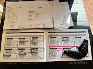 Melns Chrysler 300C 2009 Paide, ar dzinēja tilpumu 3.00 L un nobraukumu 259 tūkst. km par 2890 €, foto 28 vietnē AUTOMOTO.COM.LV