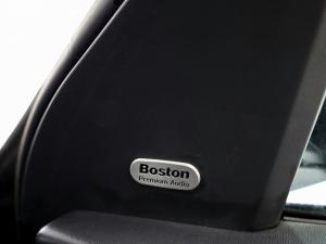 Black Chrysler 300C 2009 in Tallinn, with an engine capacity of 3.00 L and mileage of 347 thousand km for 2499 €, photo 19 on AUTOMOTO.COM.LV