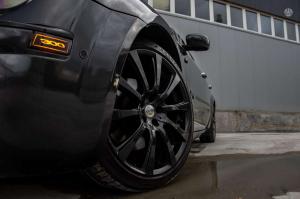 Melns Chrysler 300C 2010 Alīta, ar dzinēja tilpumu 3.00 L un nobraukumu 365 tūkst. km par 4500 €, foto 3 vietnē AUTOMOTO.COM.LV