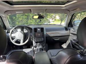 Melns Chrysler 300C 2010 Alīta, ar dzinēja tilpumu 3.00 L un nobraukumu 365 tūkst. km par 4500 €, foto 11 vietnē AUTOMOTO.COM.LV
