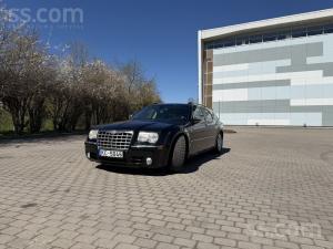 Черный Крайслер 300C 2006 в Добеле, объемом двигателя 3.00 л и пробегом 349 тыс. км за 2800 €, фото  на AUTOMOTO.COM.LV