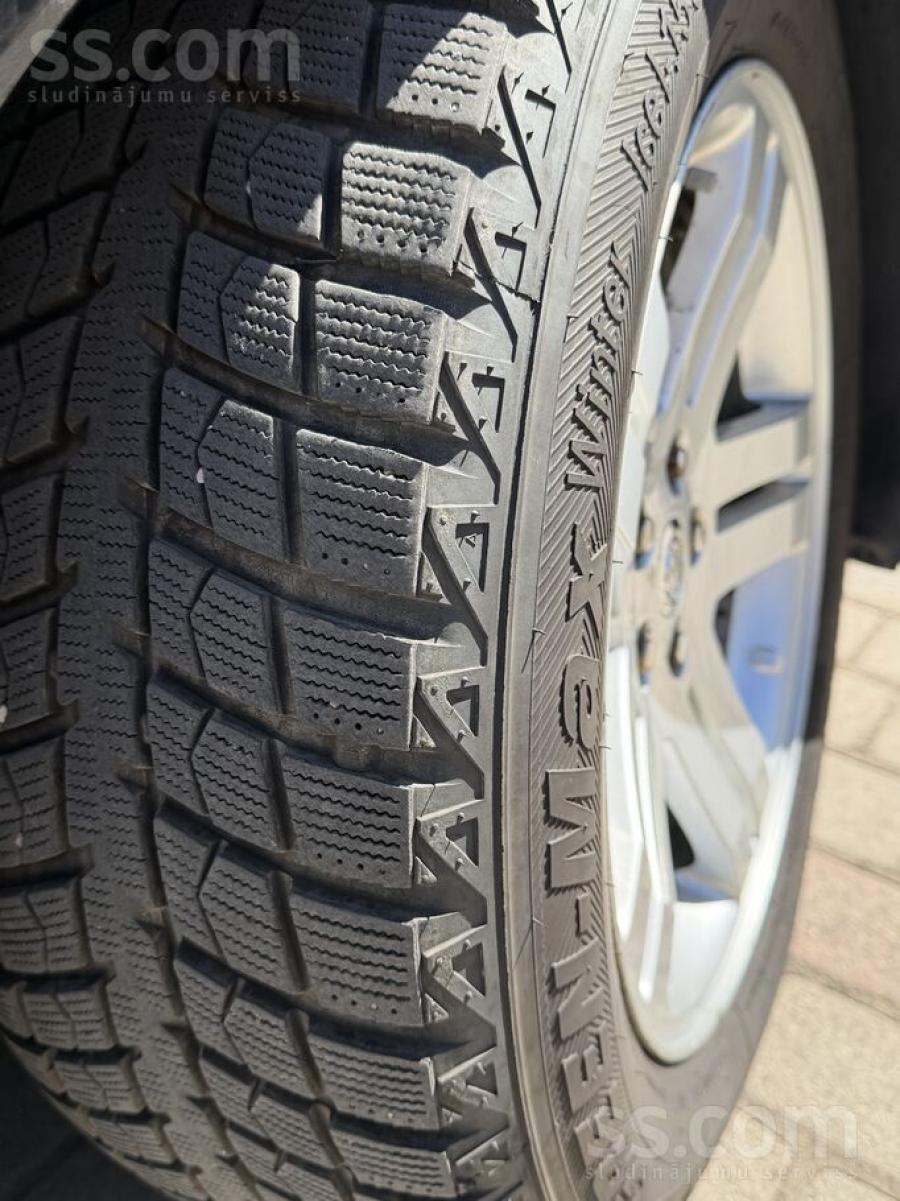 Melns Chrysler 300C 2006 Dobele, ar dzinēja tilpumu 3.00 L un nobraukumu 349 tūkst. km par 2800 €, foto 15 vietnē AUTOMOTO.COM.LV