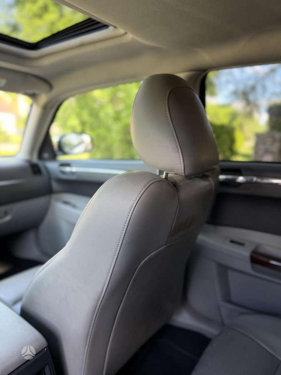 Черный Крайслер 300C 2006 в Каунас, объемом двигателя 3.00 л и пробегом 255 тыс. км за 1950 €, фото 20 на AUTOMOTO.COM.LV