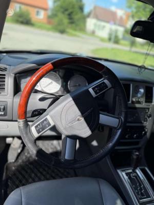 Черный Крайслер 300C 2006 в Каунас, объемом двигателя 3.00 л и пробегом 255 тыс. км за 1950 €, фото 29 на AUTOMOTO.COM.LV