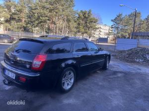 Black Chrysler 300C 2007 in Tallinn, with an engine capacity of 0.00 L and mileage of 315 thousand km for 4300 €, photo 8 on AUTOMOTO.COM.LV